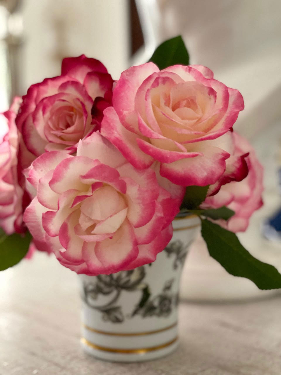 Radiant Roses - Carolyne Roehm